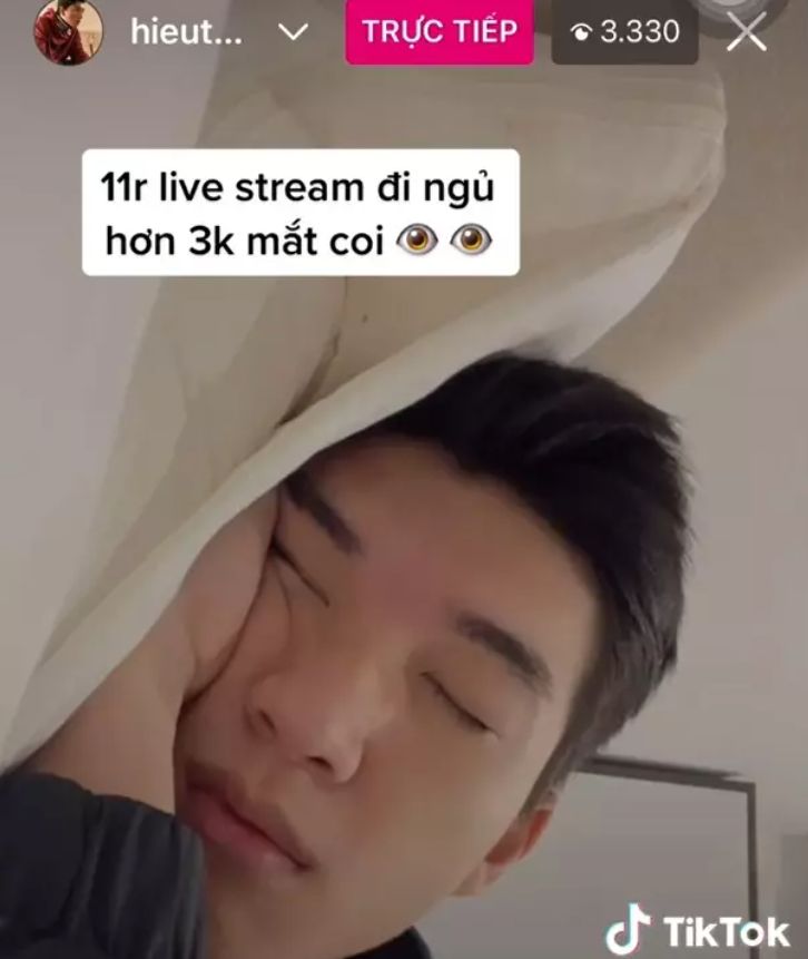 Lê Dương Bảo Lâm lại "hơn thua" với HIEUTHUHAI nhưng mà nó lạ lẫm vô cùng